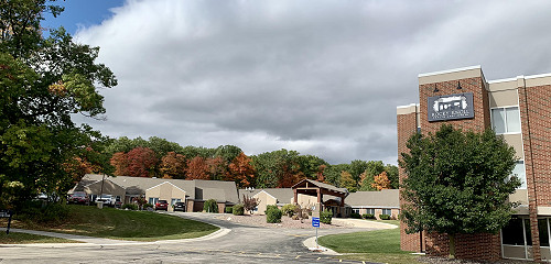 Amenities & Rooms at Rocky Knoll